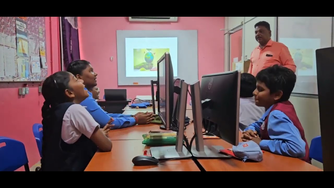 WORLD LARGEST LESSON SJKT LADANG GLENEALY - YouTube