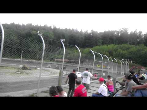 Race at Legion Speedway Rumney NH - YouTube