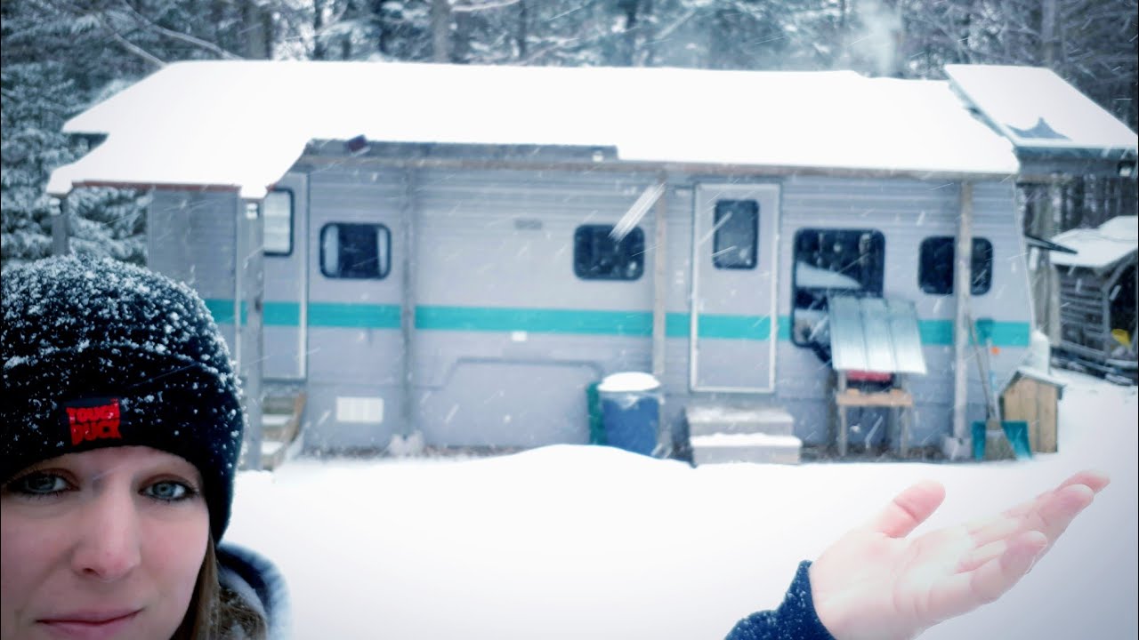 SNOW DAY - Stuck Inside The RV - YouTube