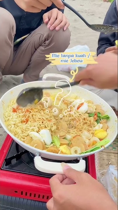 Vlog rofik part 02 ”Pikinik di pantai” #shorts #vlog - YouTube