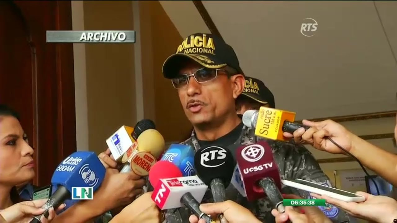 Declaran persona no grata al general Víctor Zárate - YouTube