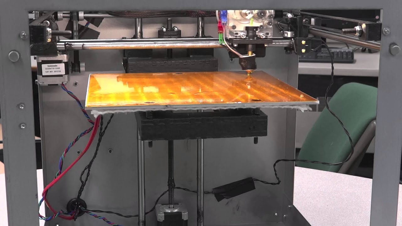 Solidoodle 3 - First Print - YouTube