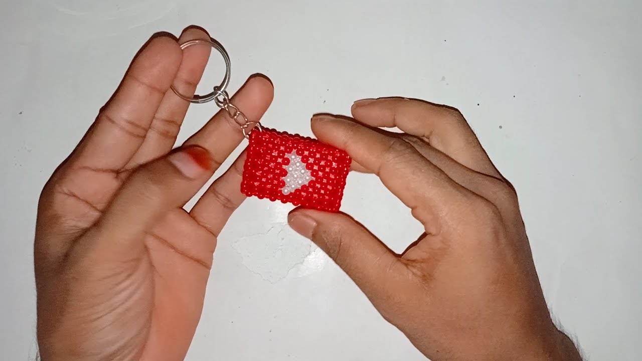 How to make a YouTube icon key rings with beads. - YouTube