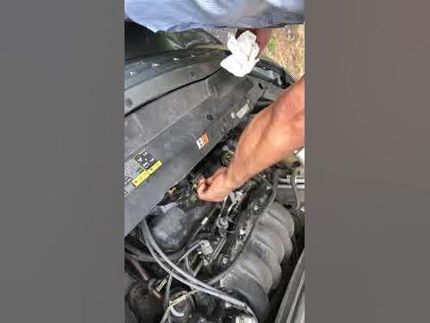 How to check transmission, engine oil, PCV valve Grommet. Ford Windstar - YouTube