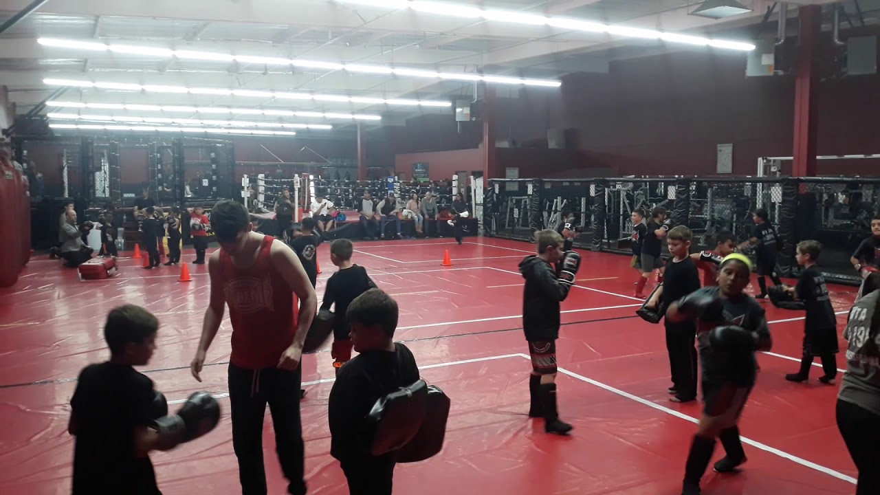 Eric Nolan's Extreme Training - YouTube