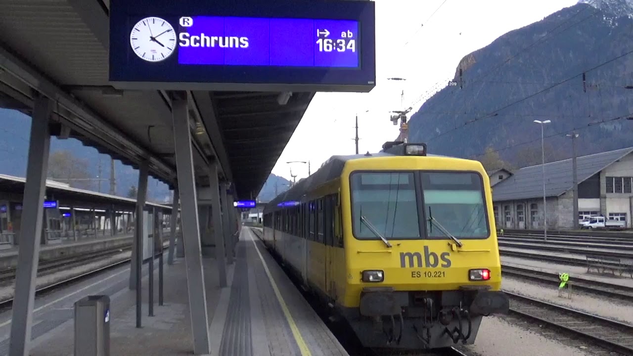 ÖBB: Bahnhof Bludenz Teil2: Kontrolleure mit spitzen Schnäbeln haben ...