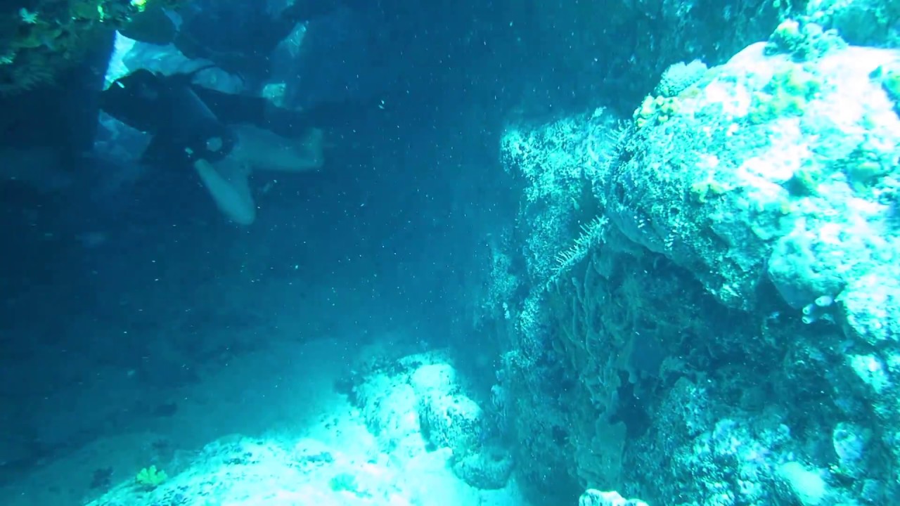 SCUBA Dive - Stern Section of the RMS Rhone - Salt Island, BVIs - YouTube