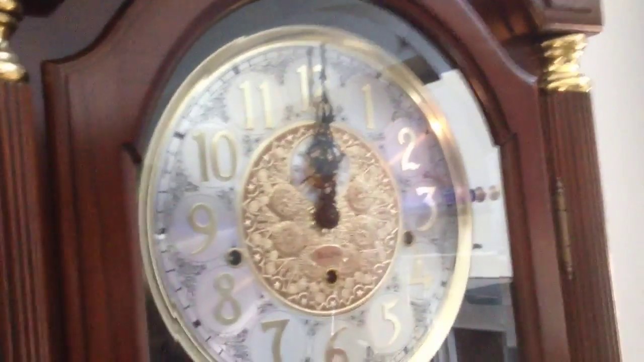 A tribute to Big Ben (2004 Bulova grandfather clock) - YouTube