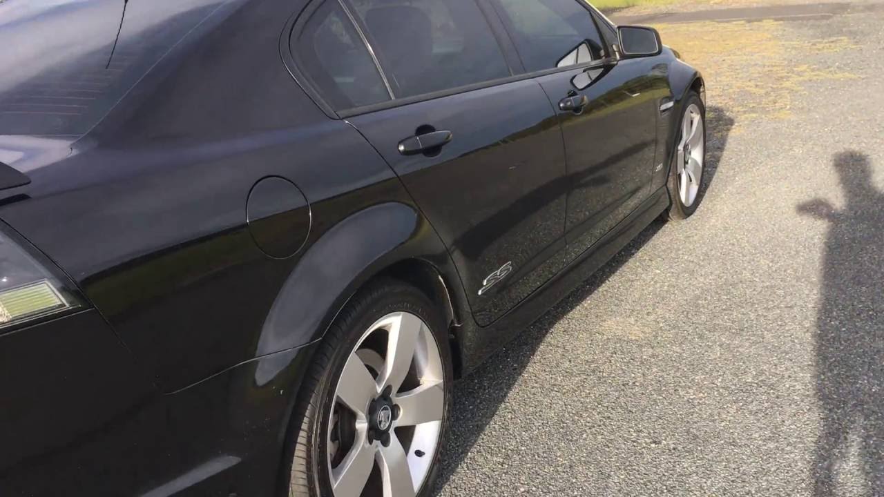 2009 Black Holden Commodore SS-V Walkaround - YouTube