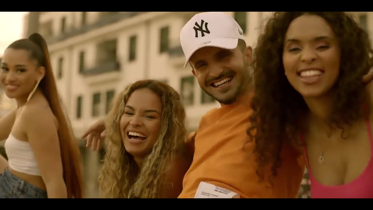 O Pito da María - Chris Ribeiro: Song Lyrics, Music Videos & Concerts