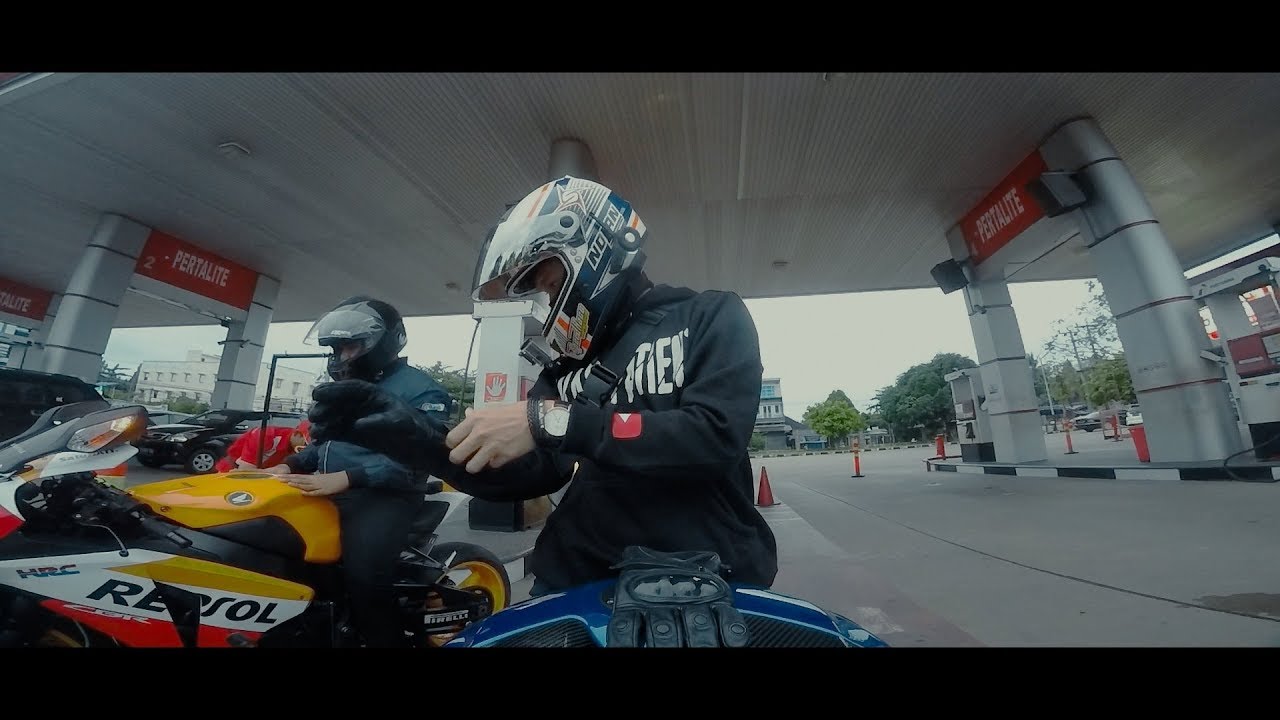 R15 BODY R6 - YouTube