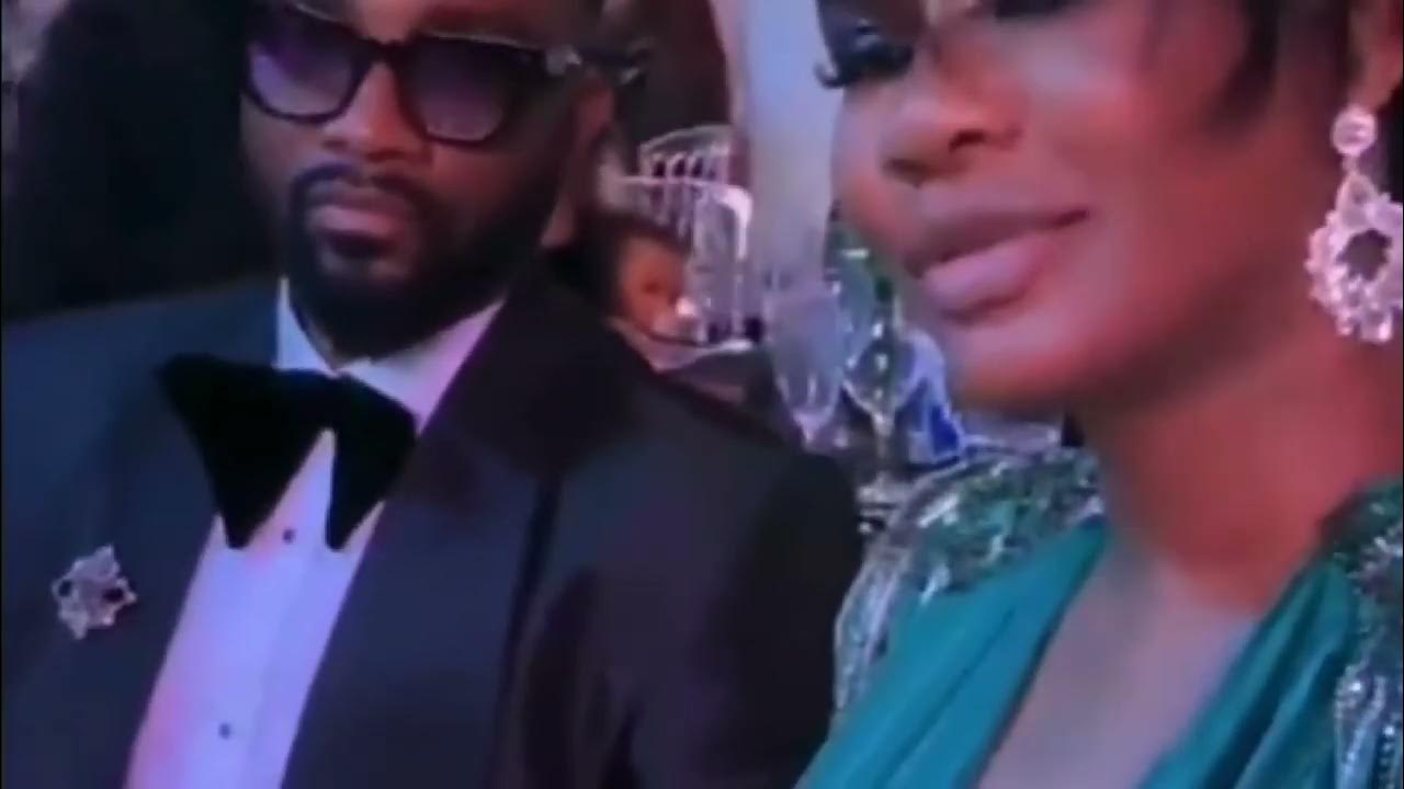 Fally ipupa célèbre le mariage de sa nièce avec sa famille - YouTube