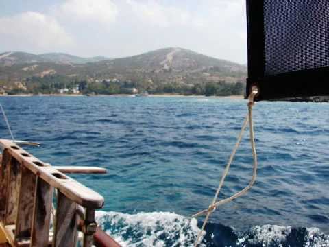 GÖZLERİM YAŞ DOLU