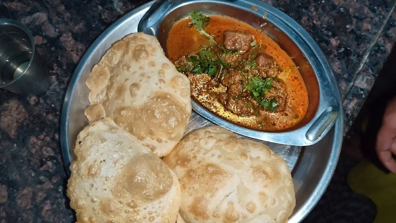 SPICY MUTTON -PURI #mutton #puri #muttonmasalagravy - YouTube