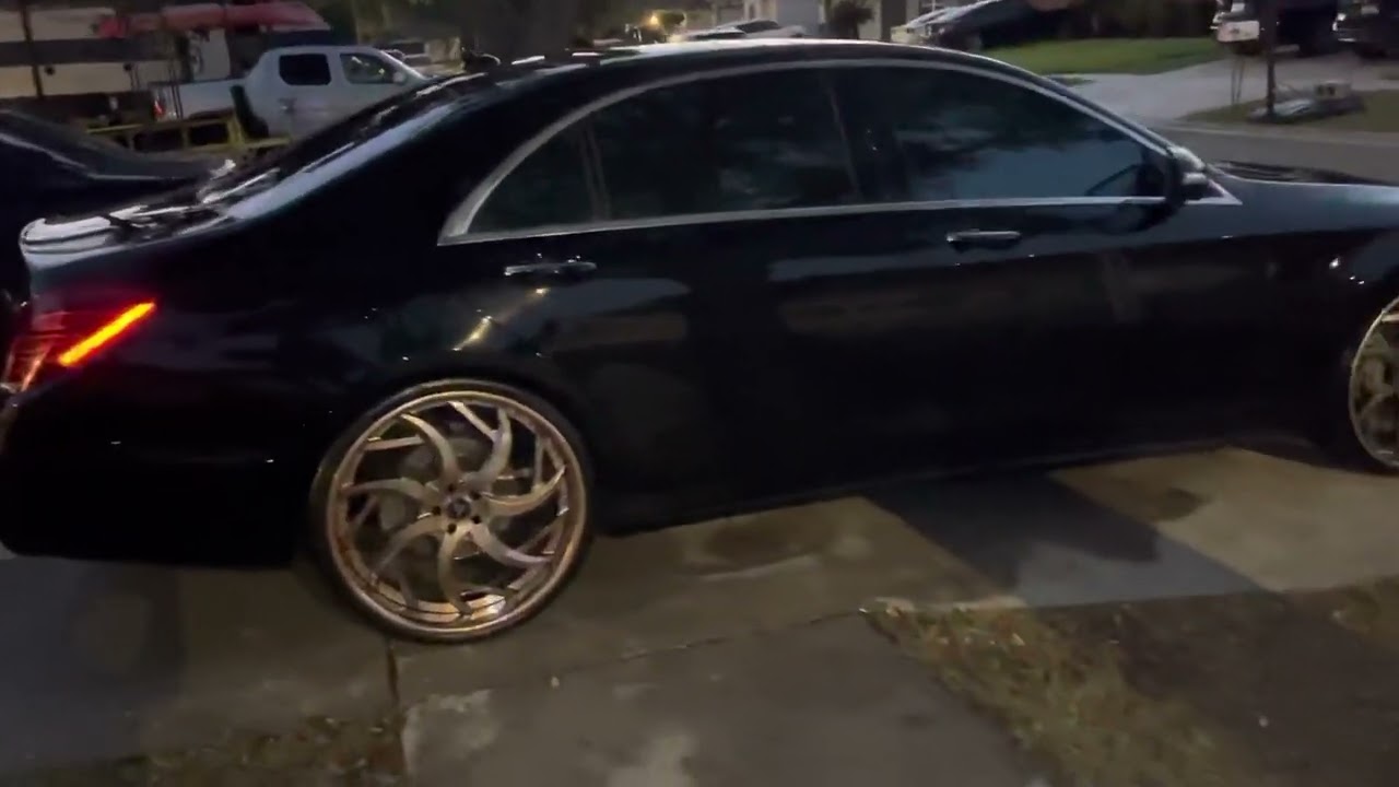 S550 on 24” rims - YouTube