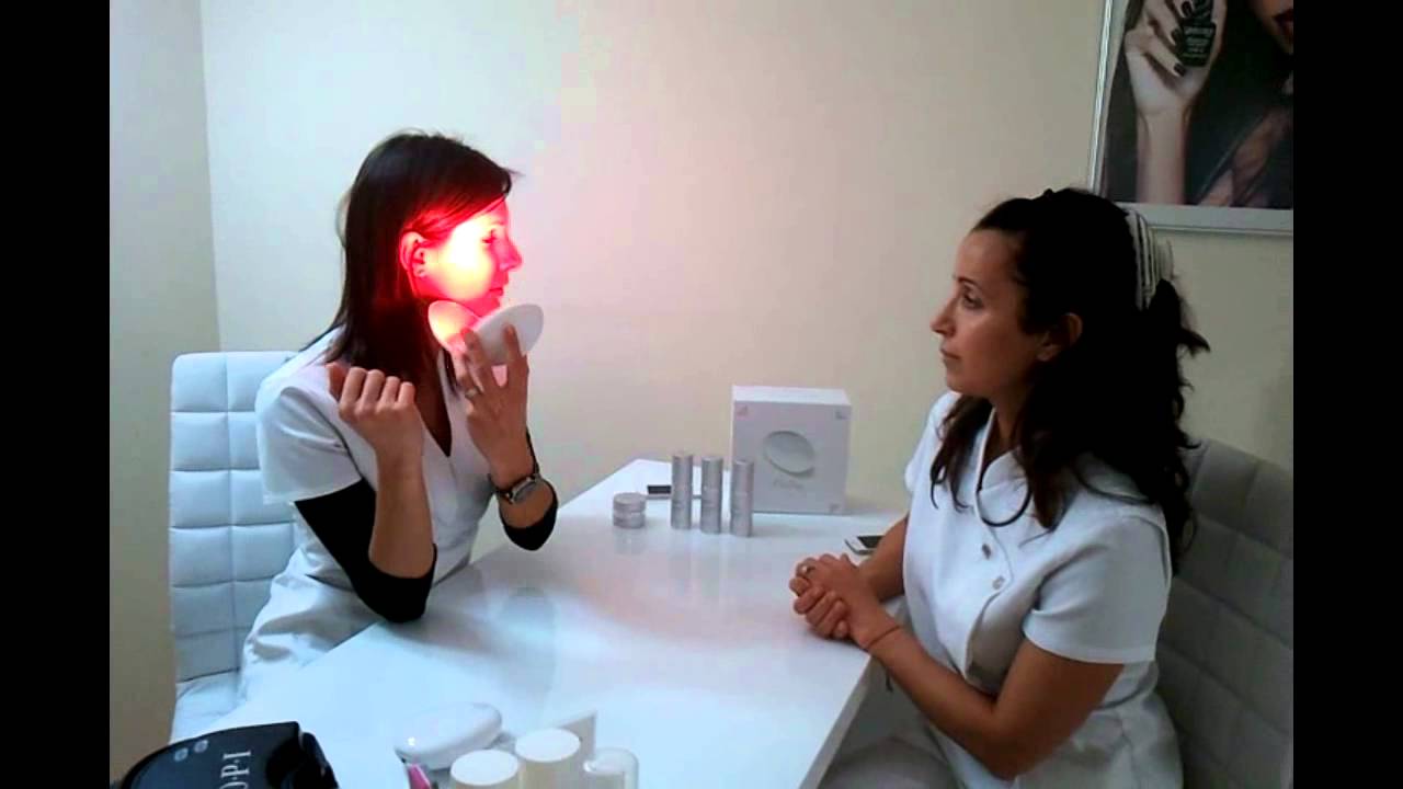 Traitements Photomodulation LED par Biolux Medical - YouTube