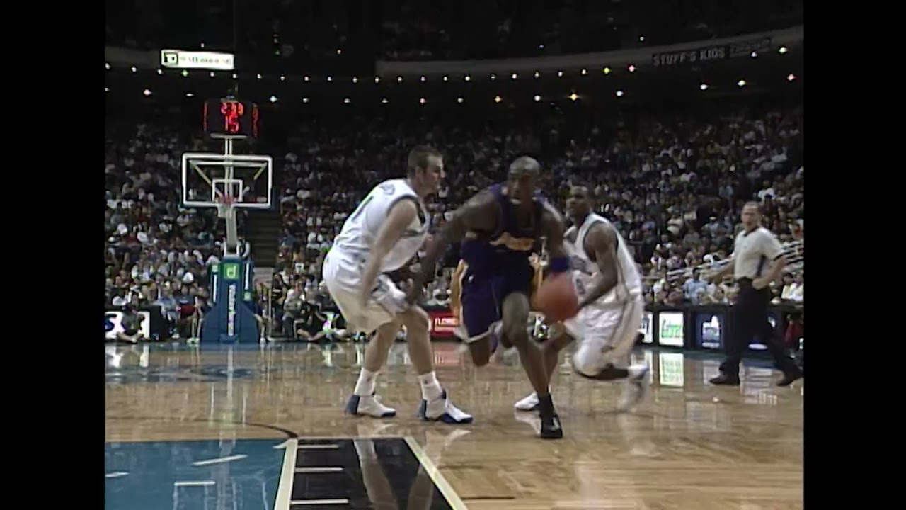 Kobe Bryant Dunk On Dwight Howard