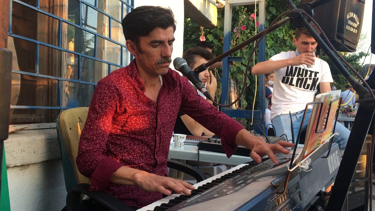 Turan ALTIN-Gelin Oy(Halay)/Amasya Suluova Düğün - YouTube