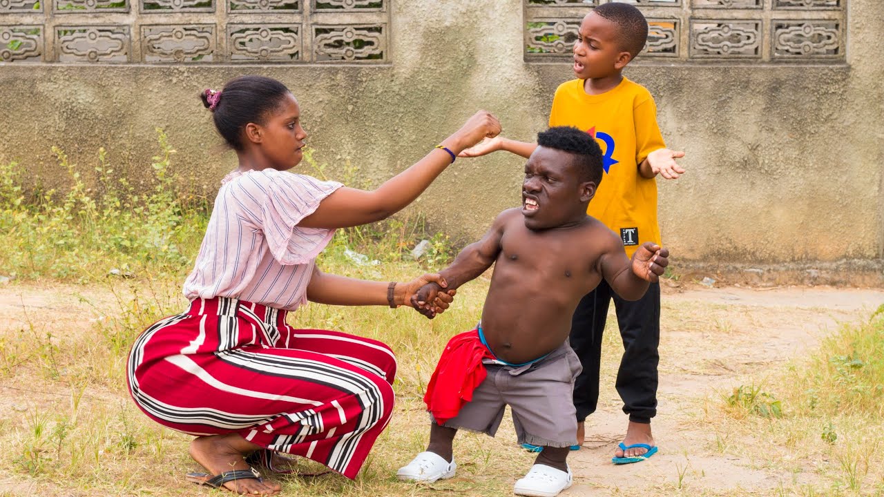 DOGO SELE NA MTUKUFU WAMENASWA LEO - YouTube