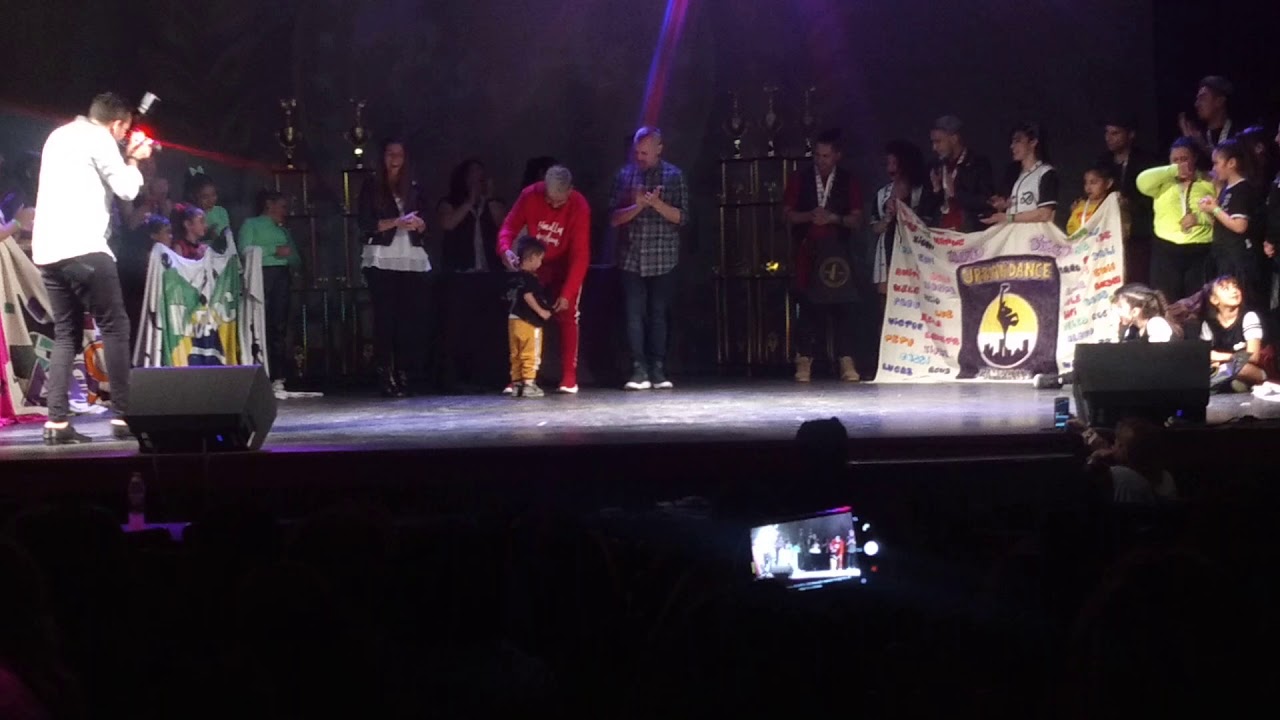 Mejor bailarín elegido x (emir Abdul gani) - YouTube