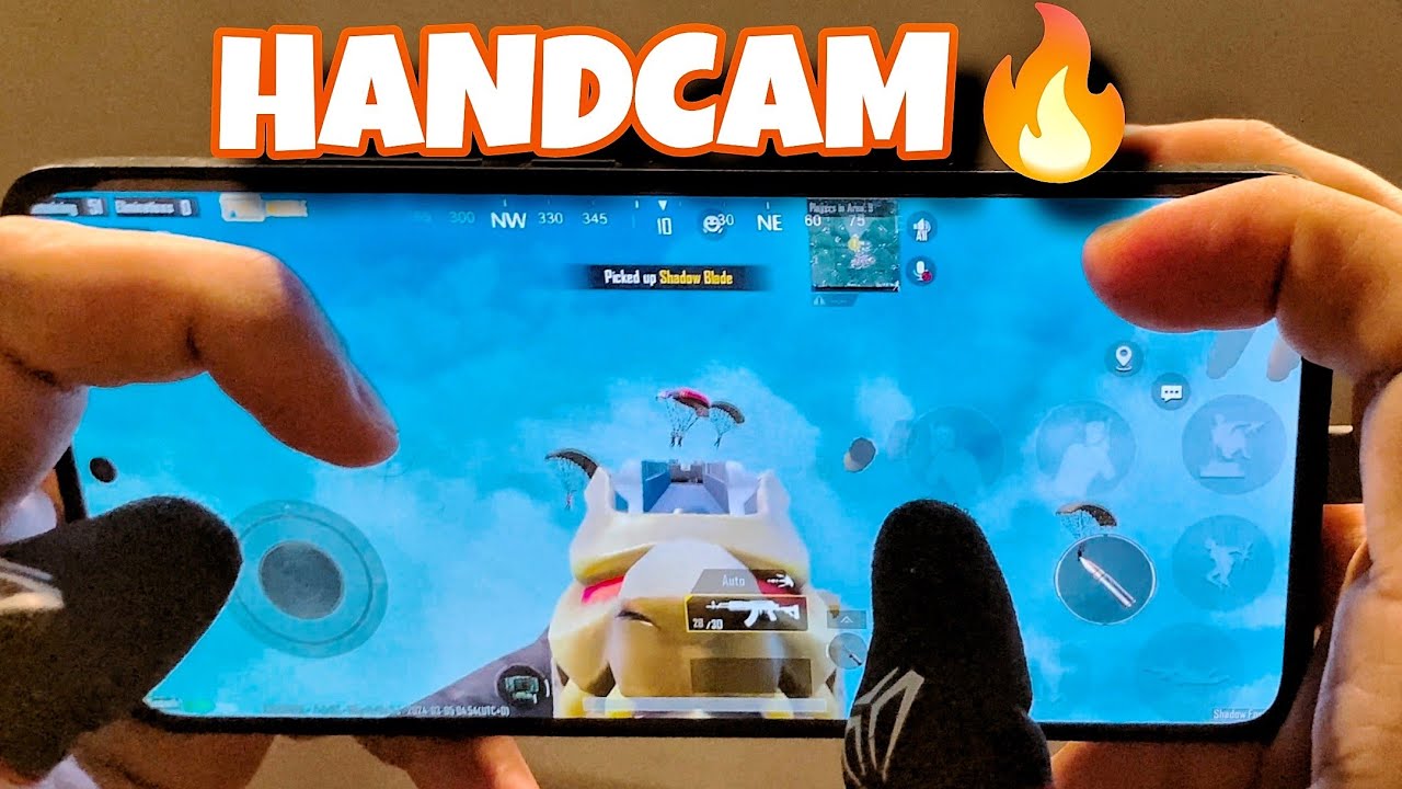 HANDCAM 🔥 GAMEPLAY PUBGMOBILE | SOLO VS SQUAD | 4 FINGERS + GYROSCOPE ...