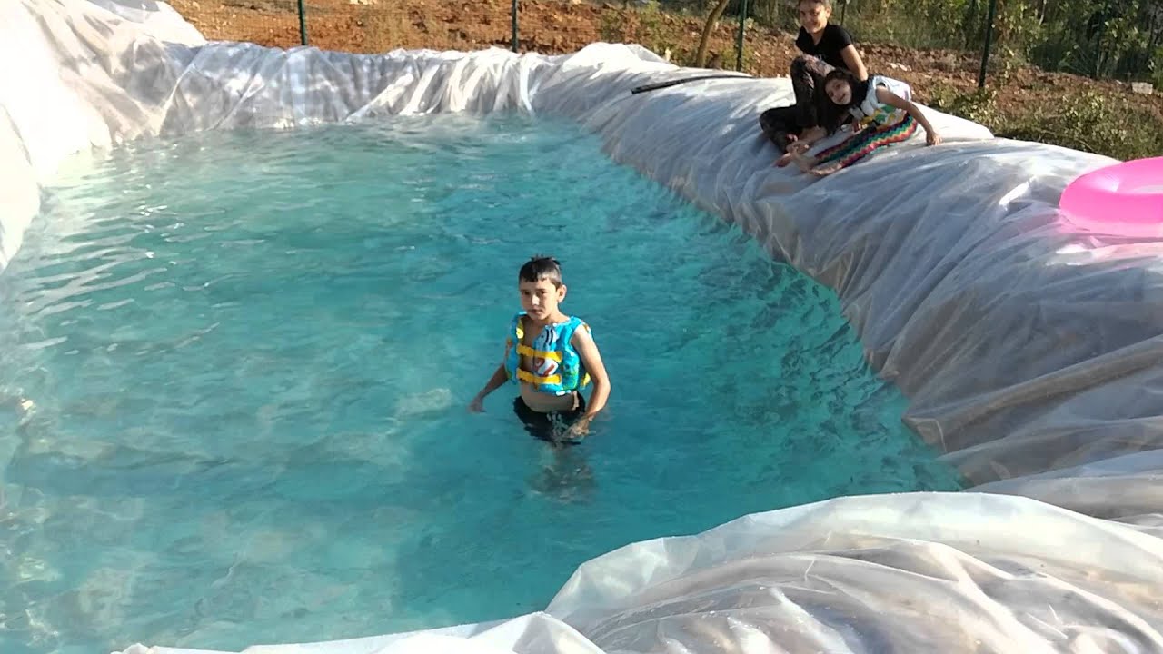 Yusufun havuz keyfi - YouTube