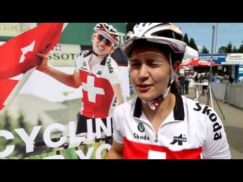 Interview mit Weltmeisterin Karin Moor - YouTube