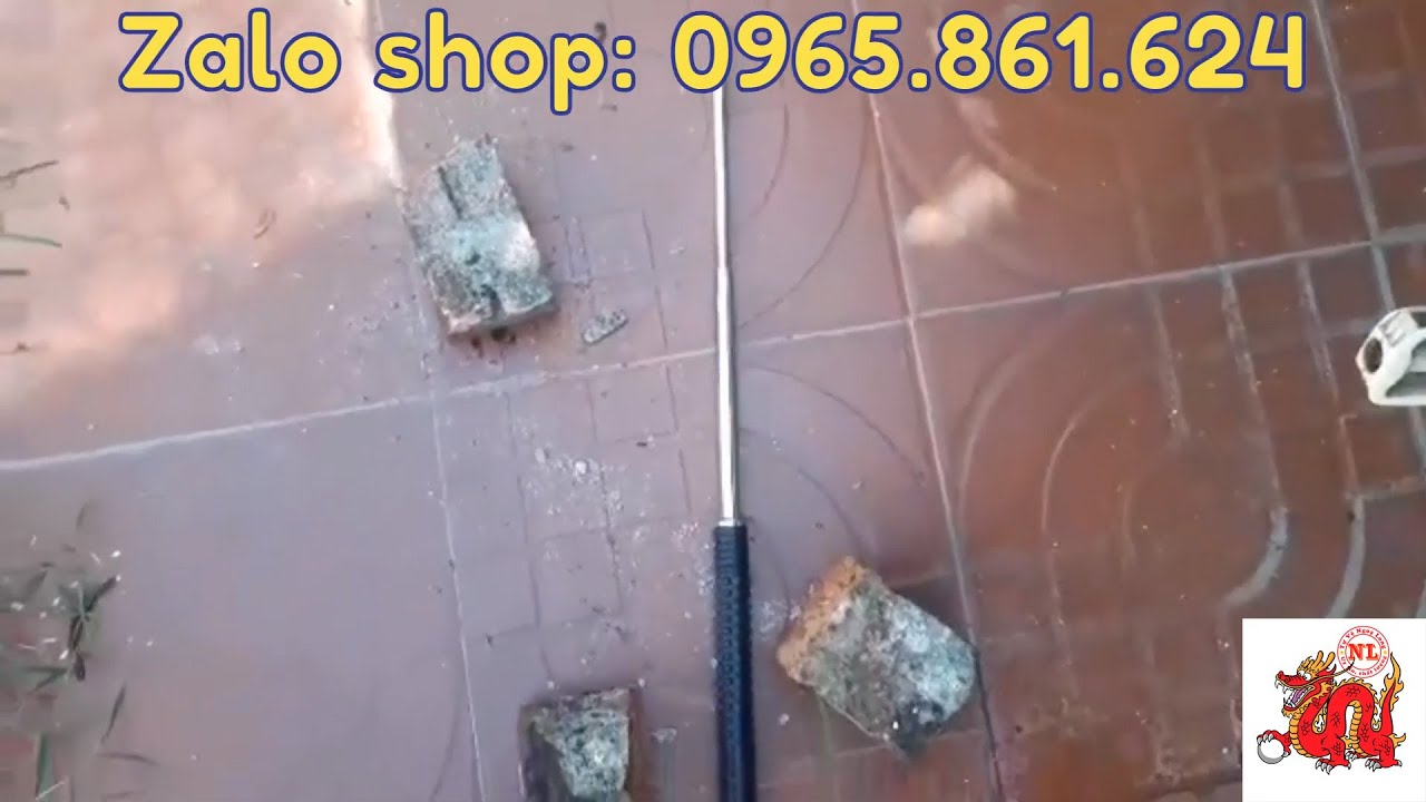 Khách nữ của Tự Vệ Ngoạ Long dùng Baton SHY có nhẫn vàng test gạch ...