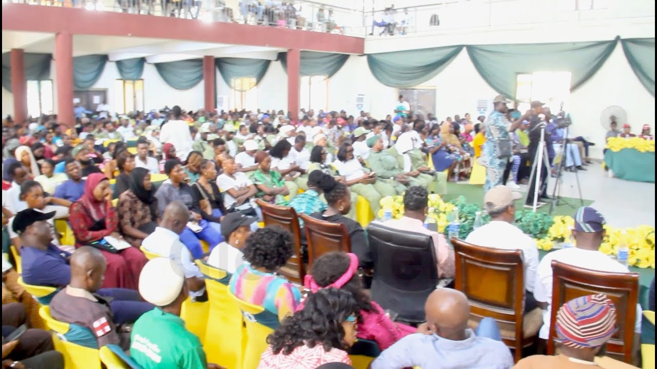 AGEGE LGA YOUTH SUMMIT IGNITES PURPOSE AND ACTION - YouTube