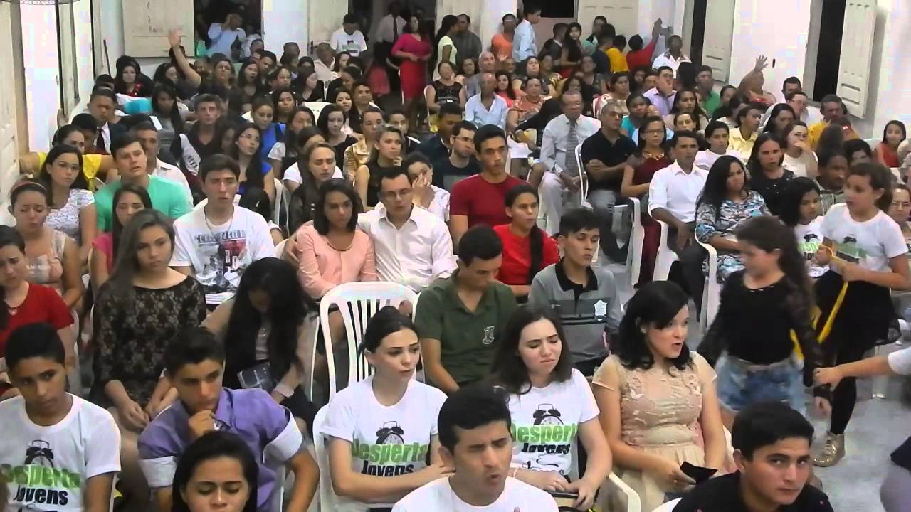Igreja Lotada #3DespertaJovens #ÉTempoDeVoltar - YouTube