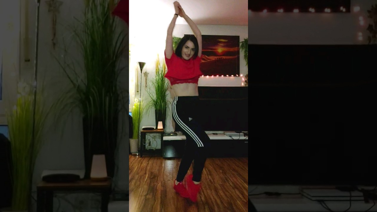 Ishq Jaisa Kuch | FIGHTER • Hrithik Roshan, Deepika Padukone | ELIF ...