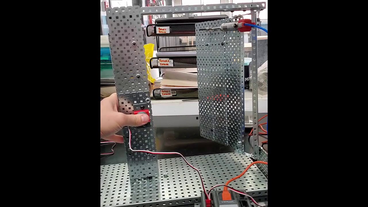 VEX Pneumatic Door - YouTube