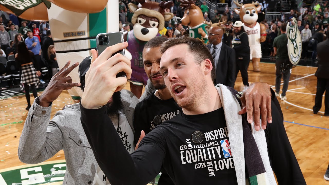 All-Access: Bucks Blow Out Thunder By 47 Points | Exclusive Behind-The ...