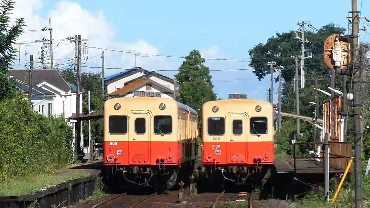 同色並び～今日の小湊(8/25)フル･ロング版･オマケ付 #小湊鐵道 #キハ200 #shorts - YouTube