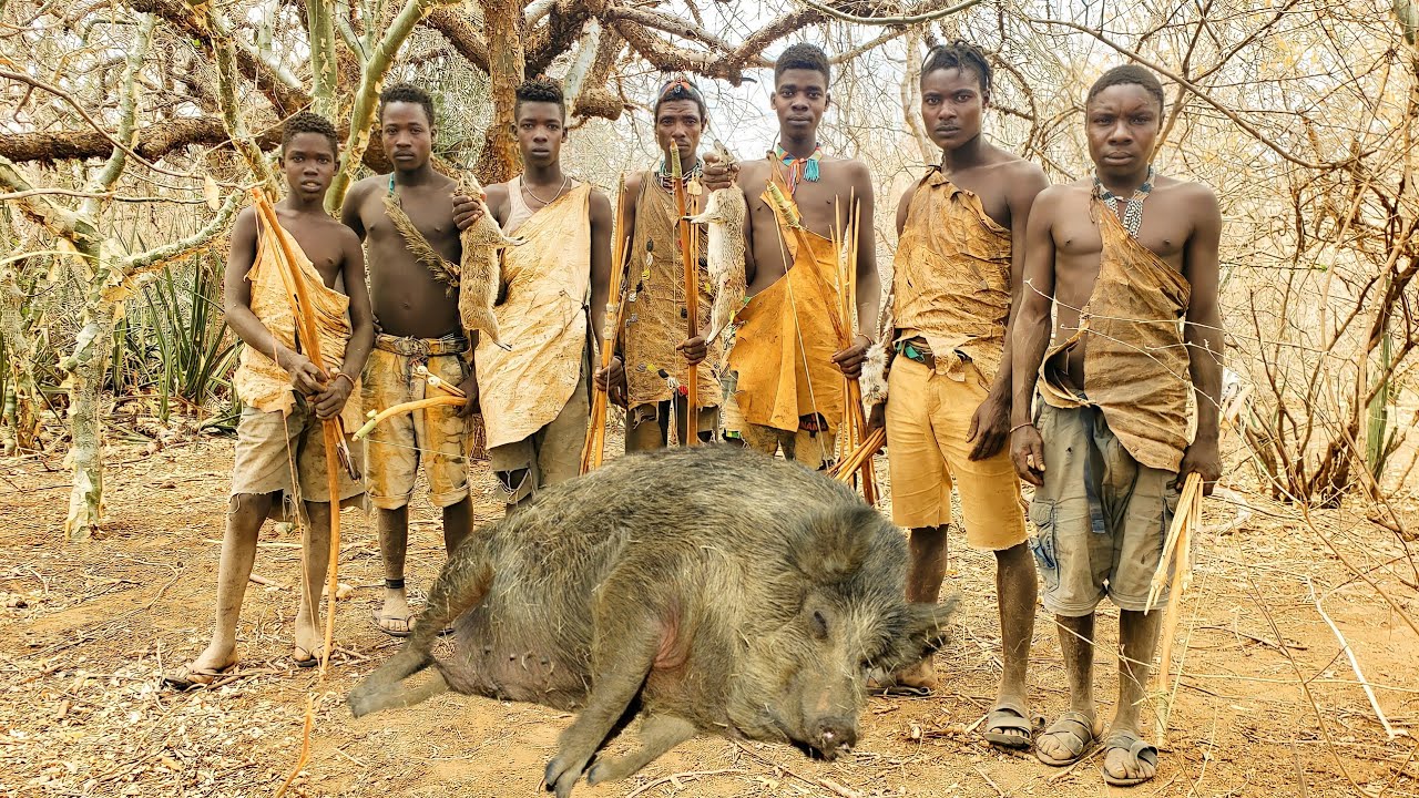 Hadzabe A morning hunt with the - YouTube