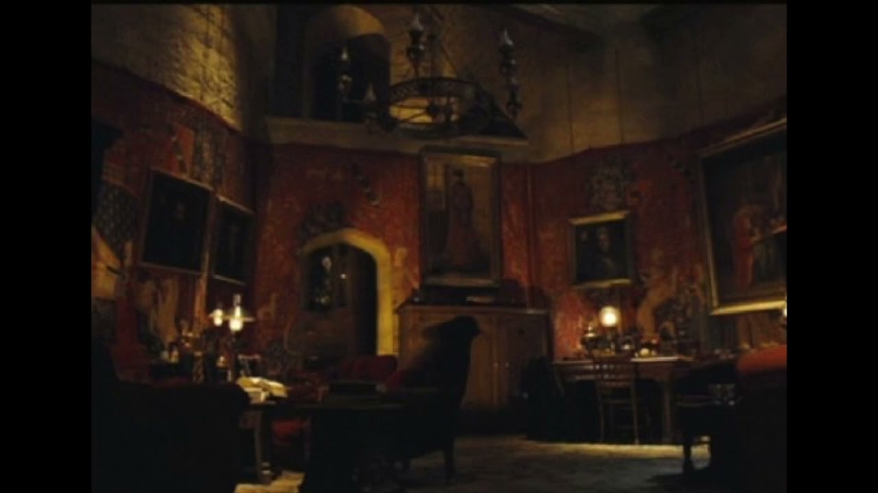 Gryffindor Common Room Ambience - YouTube