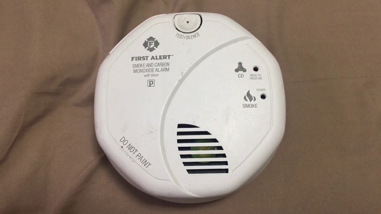 First Alert SC7010BV Detector Error Alert Signal: No Location - YouTube