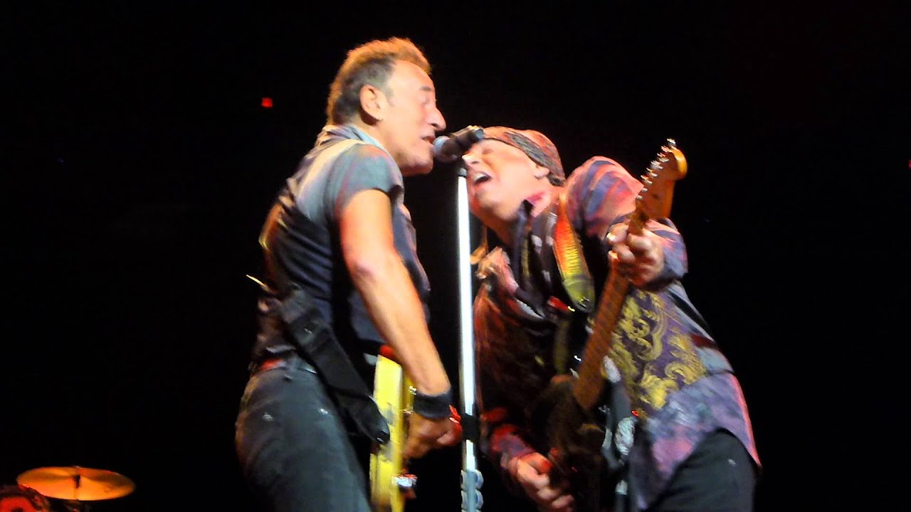 Two Hearts Bruce Springsteen Phoenix March 10 2016 Talking Stick Arena ...