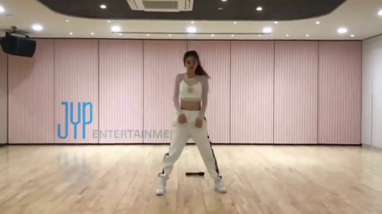 Yeji ITZY Dance Practice - YouTube