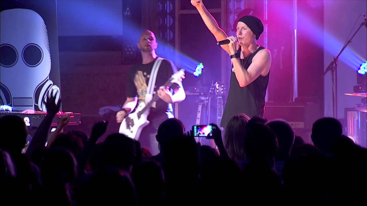 MANAFEST FIGHTER | AIR1 TOUR 2013 | RIVERSIDE CALIFORNIA [LIVE] - YouTube