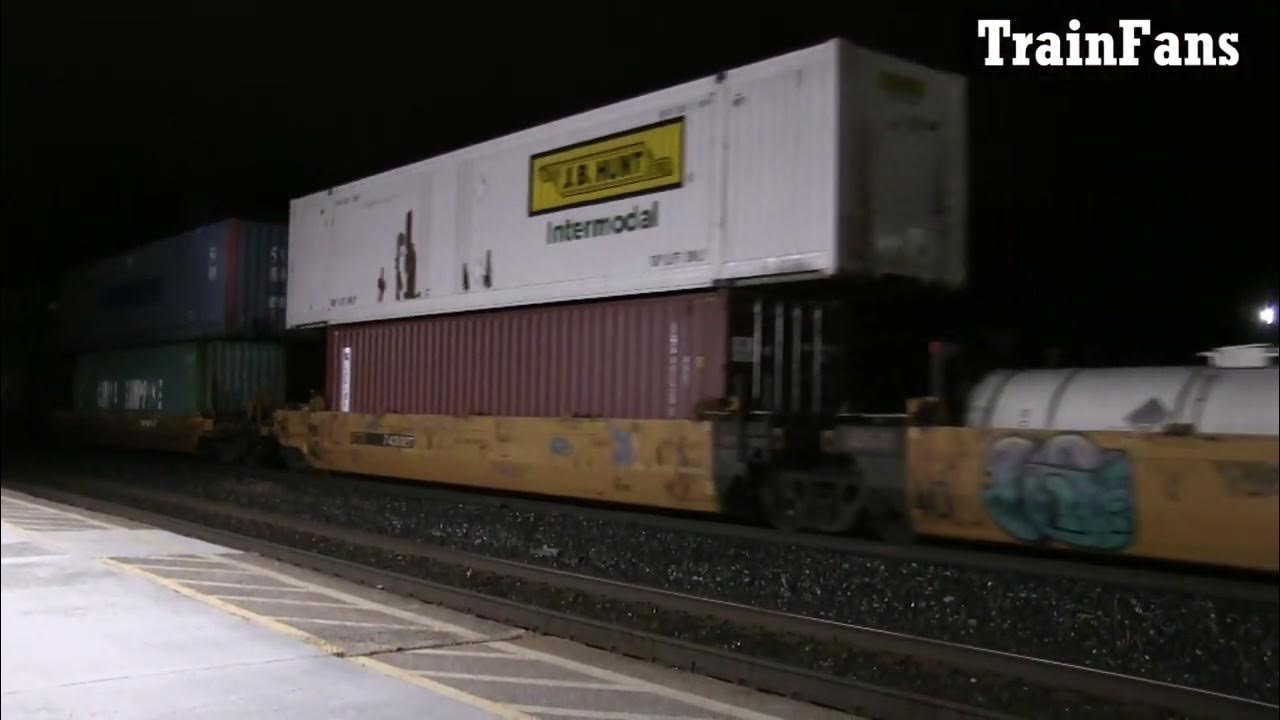 Intermodal Autorack Train CN Q148 With CN 8828 & CN 8825 Locomotives Sarnia Ontario - YouTube