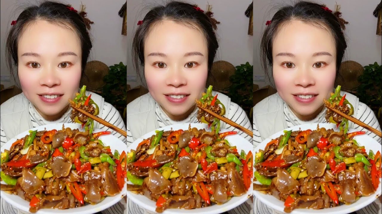 Delicious Home-Cooke Meals: Fried Chicken Offal With Chili And Green ...