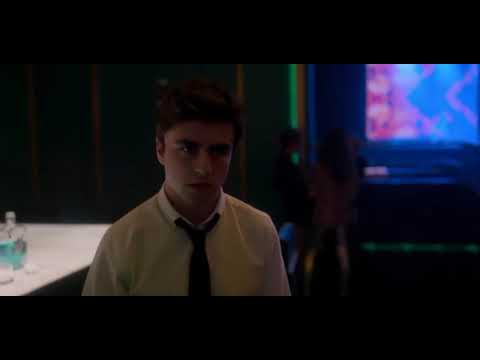 Élite - Carla & Samuel First Kiss - 02x02