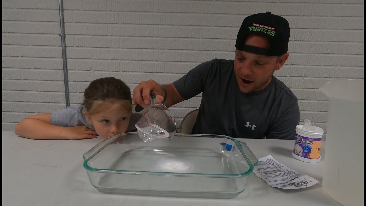 Cra-Z-Art DIY Snow Make Your Own Snow Craft - YouTube