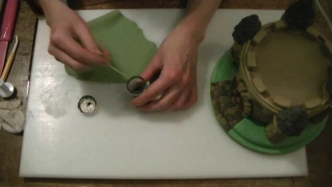How to make a mini castle cake part 3 How To Tutorial Zoes Fancy Cakes ...