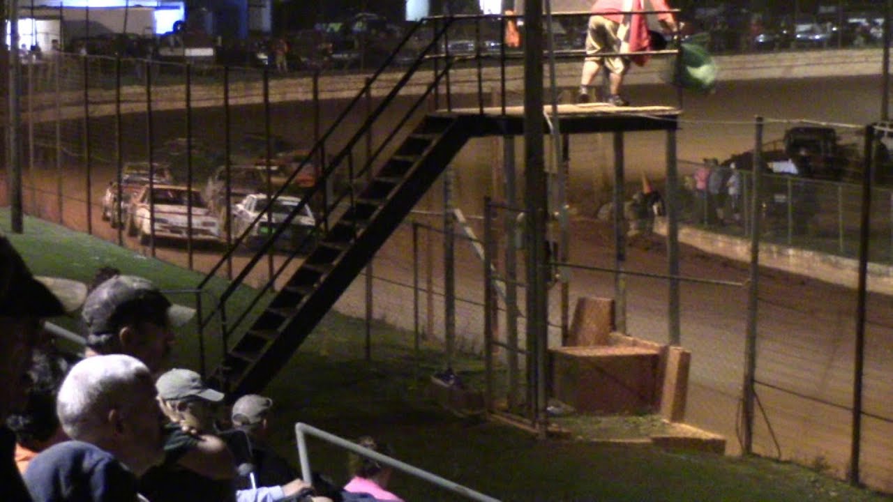 Hartwell Speedway PFC Stock Eight Cylinders Feature Race 10/14/17 - YouTube