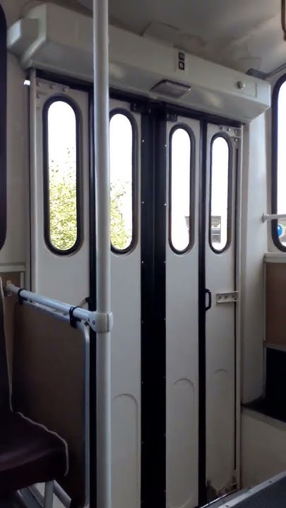 Utazás a MALÉV 280-ason #bkk #bkv #retro #nostalgia #bus #busz #ikarus #ikarus280 #malév - YouTube