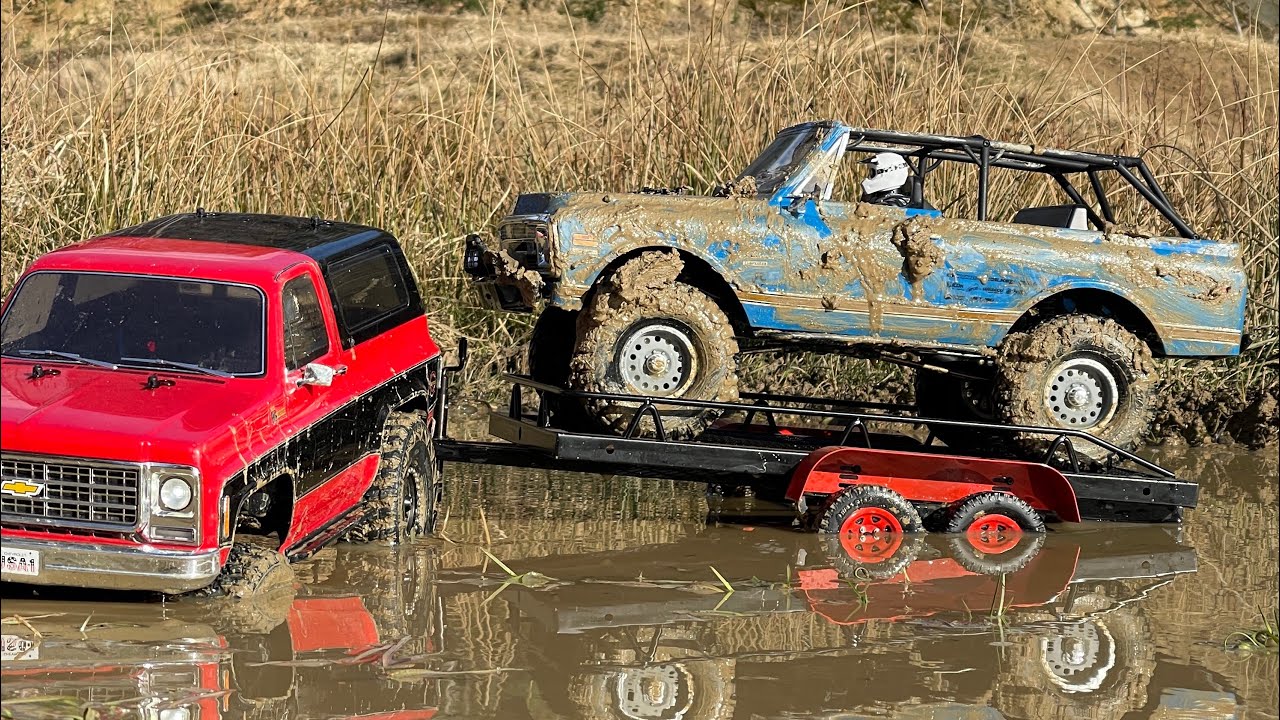 RC Cars MUD OFF Road 4x4| Chevrolet Blazer 1969| RC Trucks MUD Axial vs ...