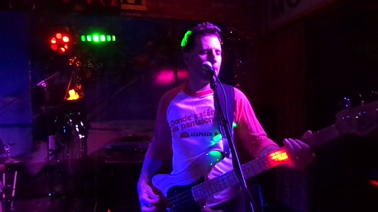 Supernova band NJ Cover of "working for the weekend" - YouTube
