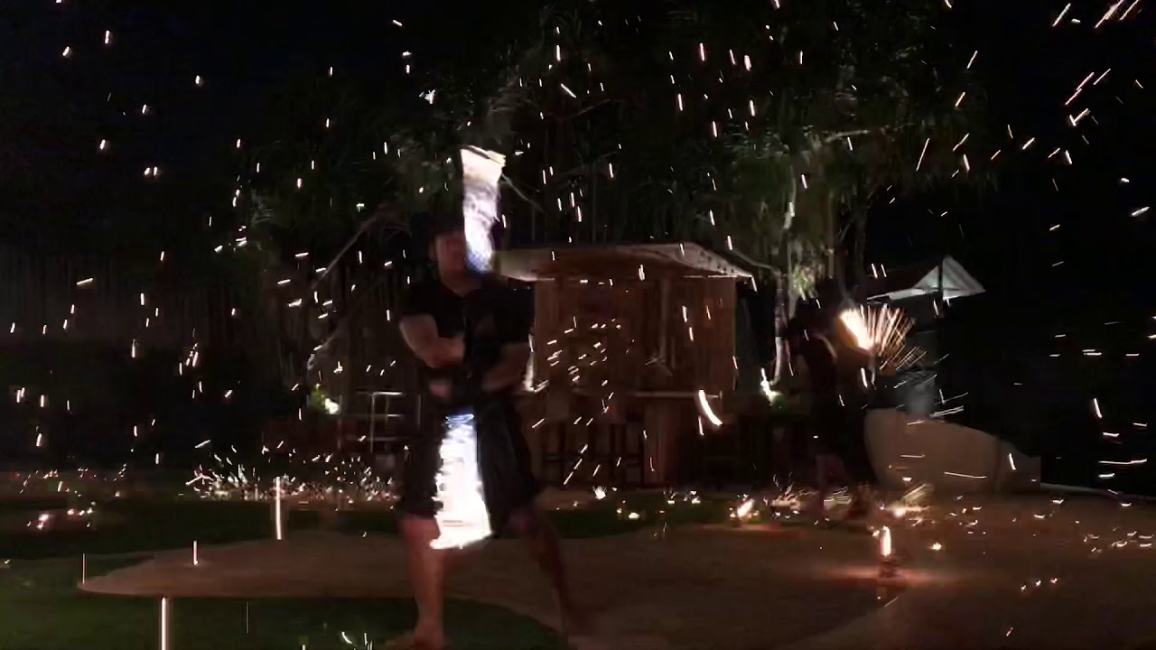 Worabura - Swinging fire baton - YouTube